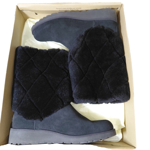 UGG | Shoes | Ugg Ariella Luxe Diamond Boots Black Shearling Womens 1 ...